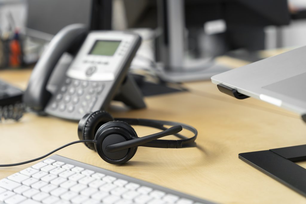 Top VoIP Services and Reliable Phone System